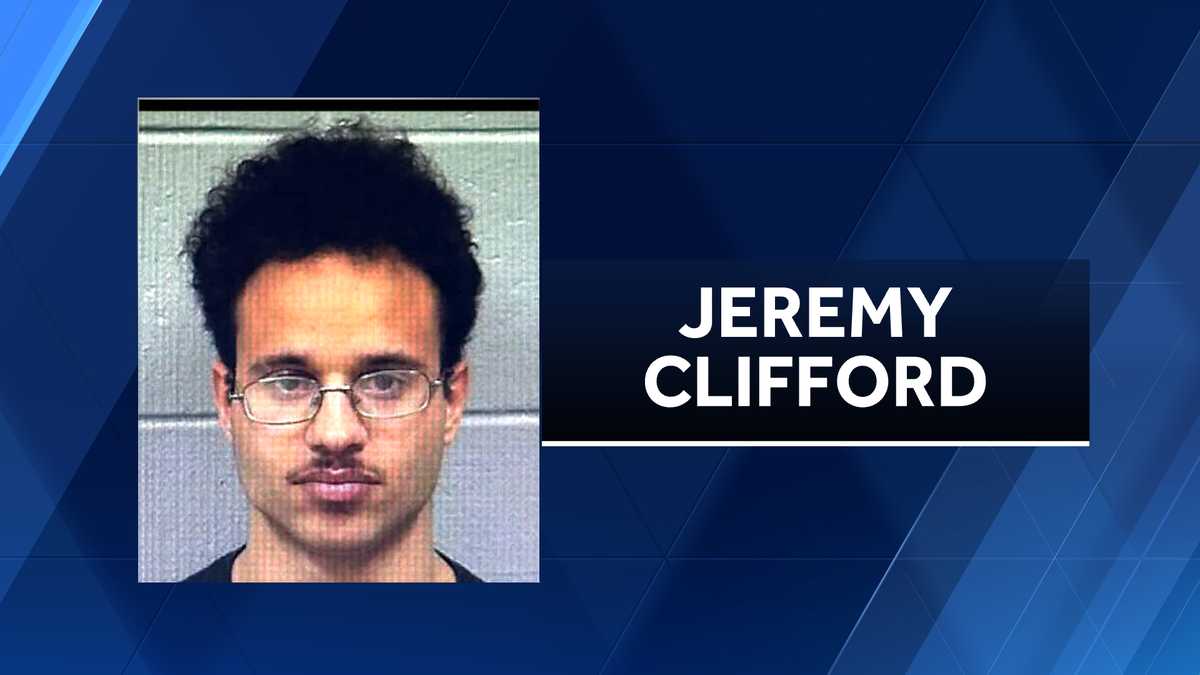 Man accused of robbing Maine store, trying to abduct clerk caught