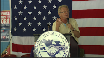 Jerry Springer speaks to union members at Coney Island