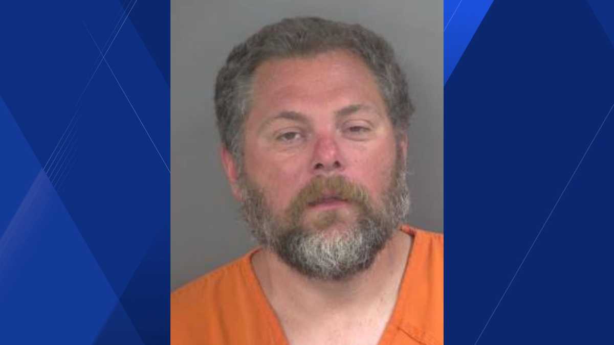 Man accused of breaking into Naples guest house, hitting resident in ...