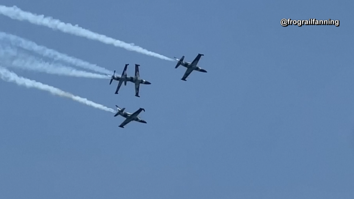 VIDEO: 2 jets clip wings mid-air during Florida air show