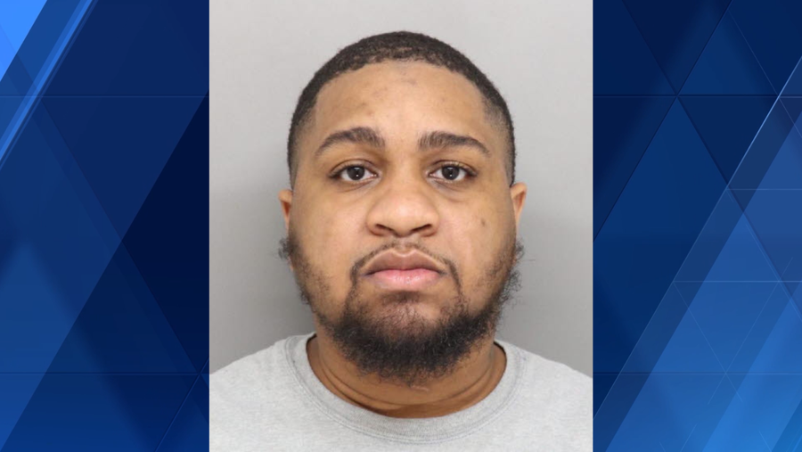 Court docs: Man charged after shooting victim in arm