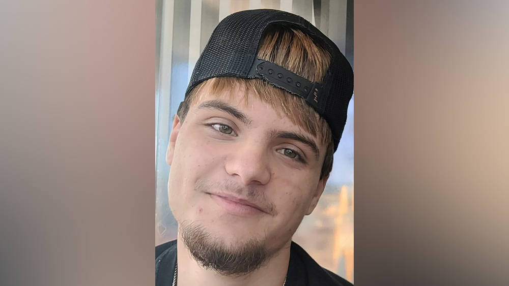 South Carolina deputies searching for missing teenage boy