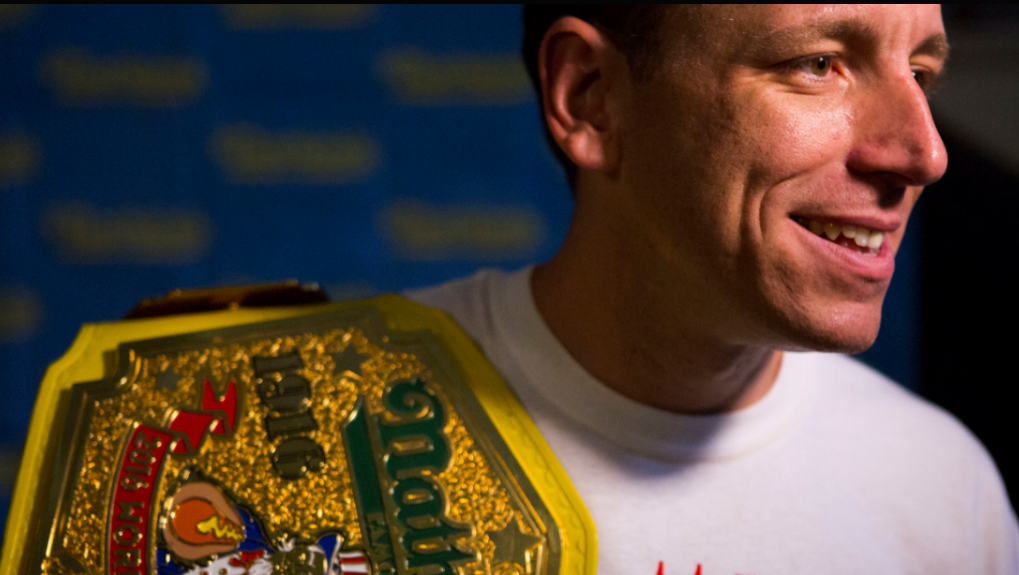 Winner of 2017 Nathan’s Hot Dog eating contest sets new record