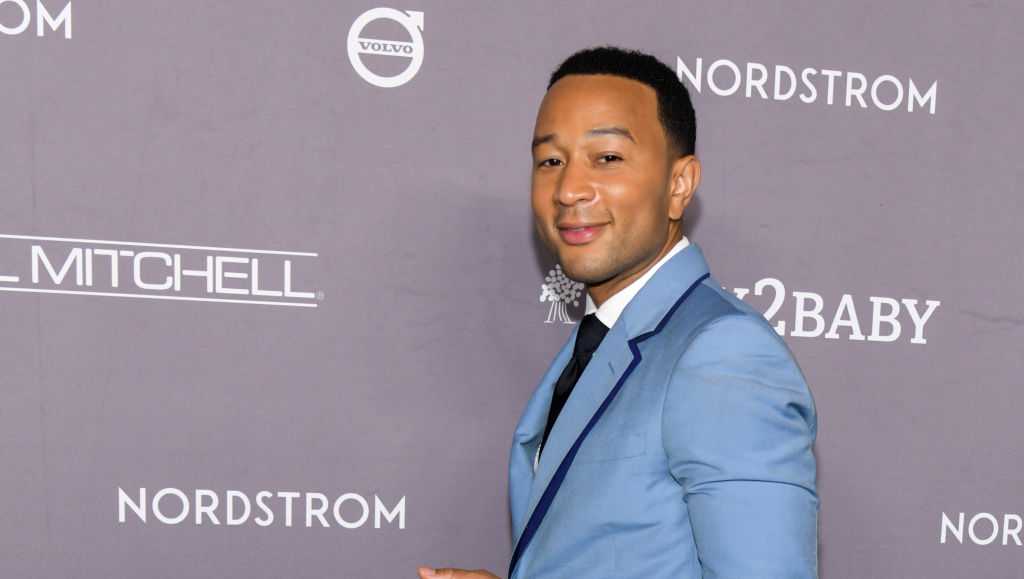 With concerts canceled, musicians take to social media to perform