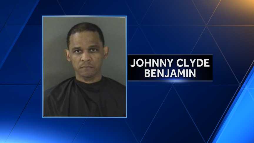 Orthopedic surgeon ruled a 'danger, flight risk'