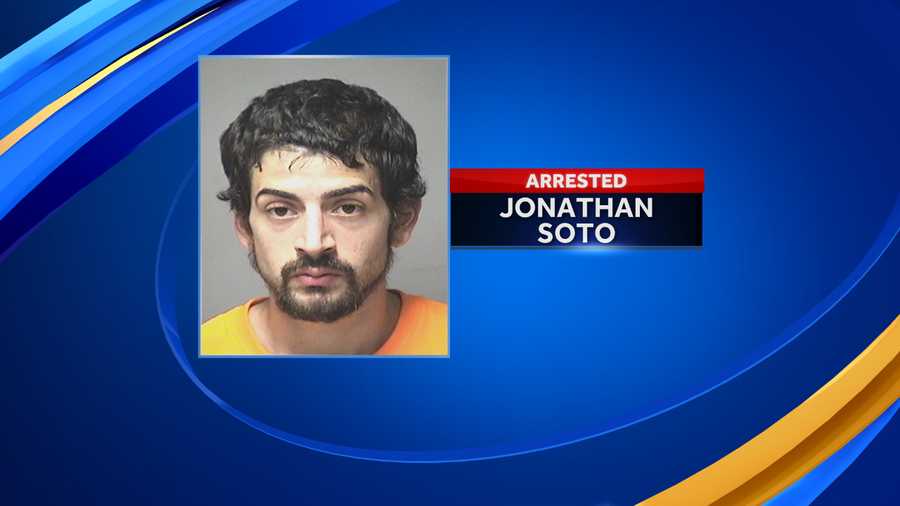 Man arrested for allegedly stealing woman's purse in Manchester