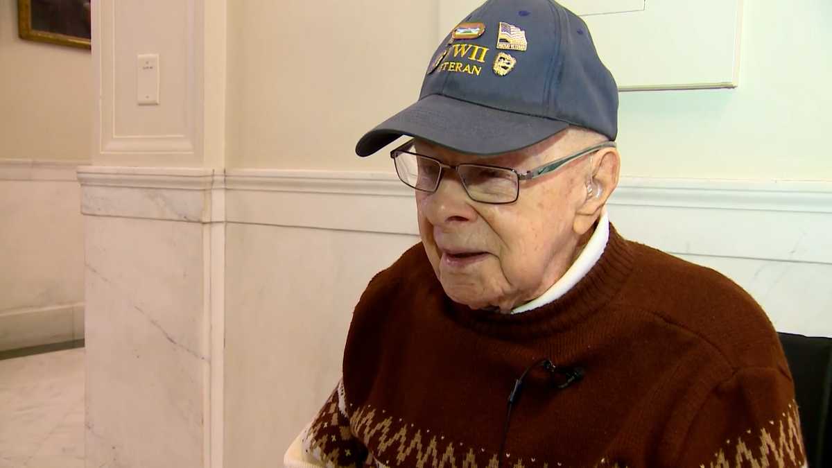 Mass. native, D-Day veteran, dies on Fourth of July at age 99