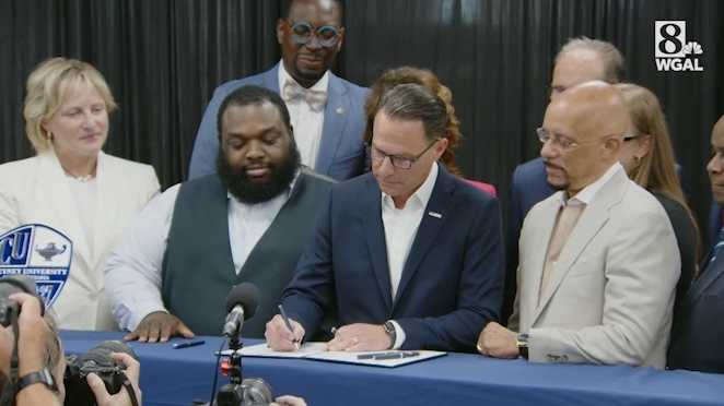 Pennsylvania governor hosts ceremonial bill signing