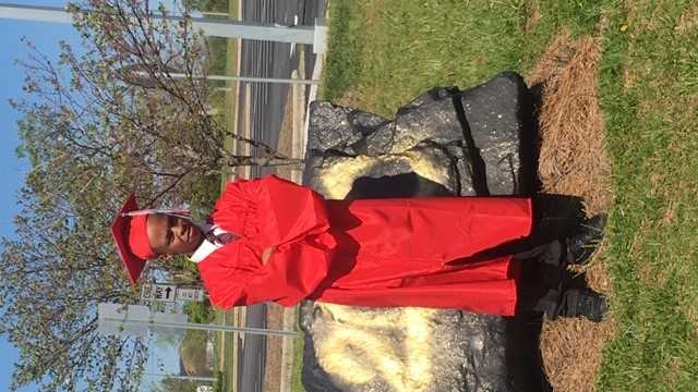 Senior Shout Out: WXII 12 recognizes high school, college graduates