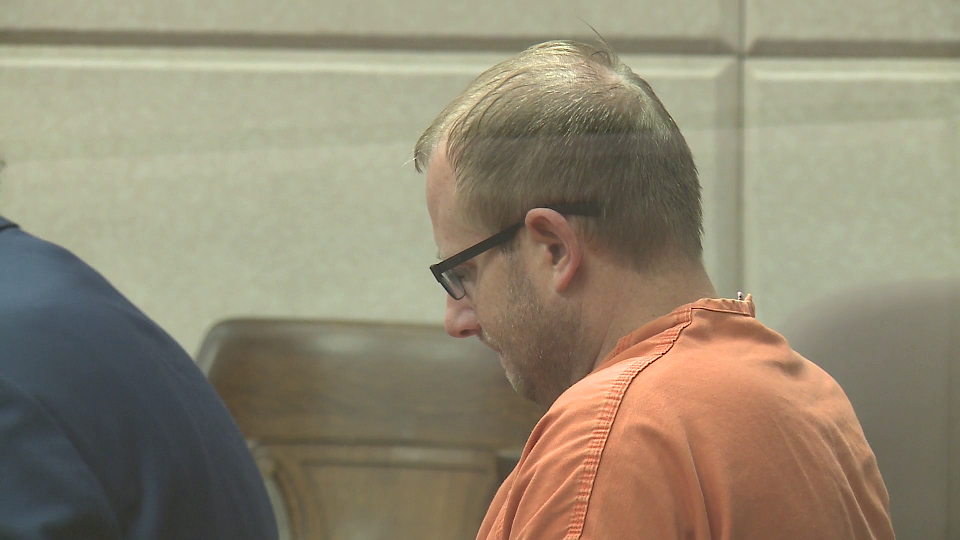 Oak Creek Teacher Pleads Not Guilty To Sex Assault Charges