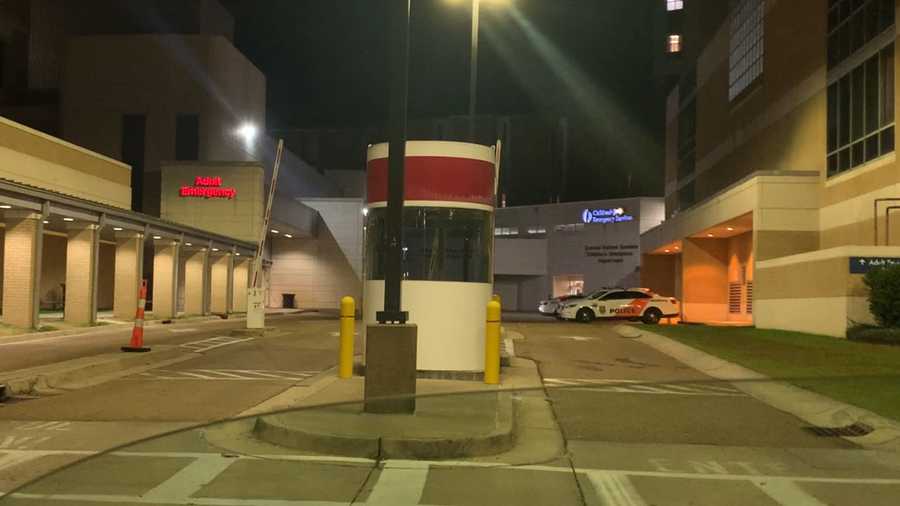 JPD officer injured in crash, taken to UMMC