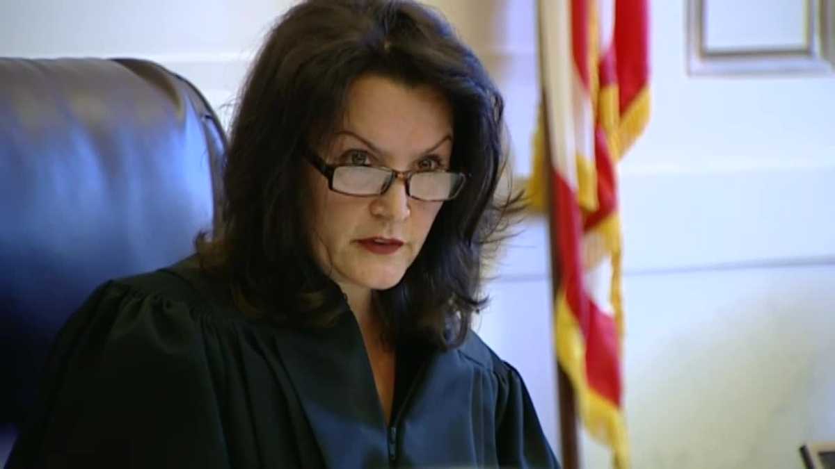 Jury selection resumes in Ray Tensing retrial