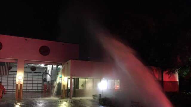 Crash sends thousands of gallons of water into Jupiter fire house