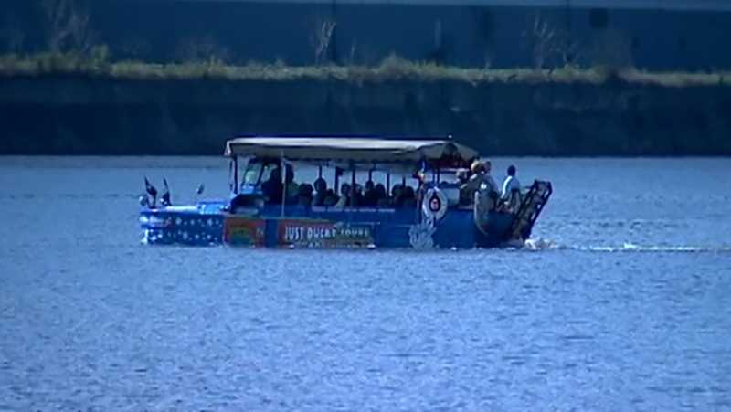 JUST DUCKY TOURS: Pittsburgh's land-and-water sightseeing ride will not ...