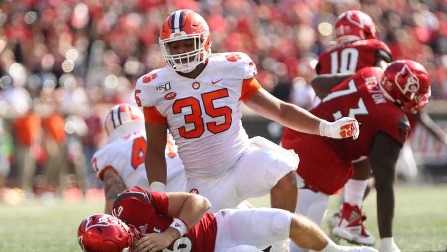 After bout with COVID-19, Clemson DE Foster retiring from football