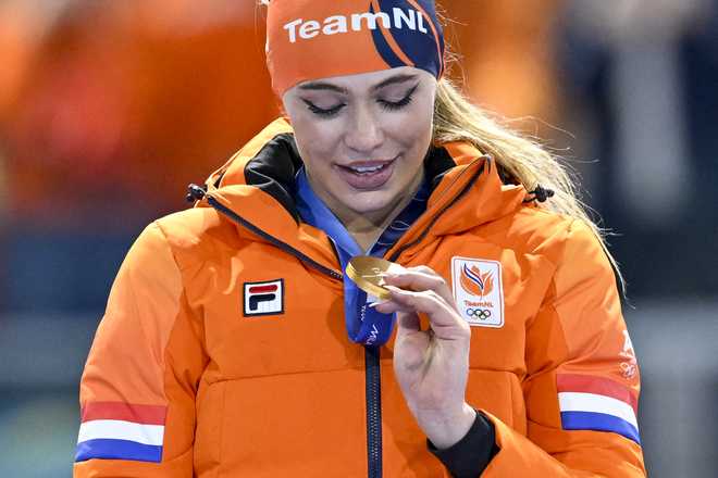 Who is Jutta Leerdam, the Dutch Olympic speedskater who won gold?