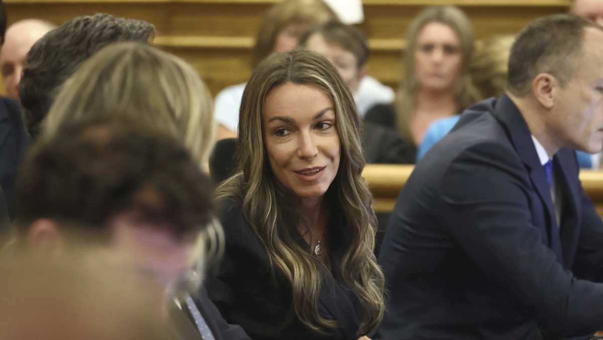 Karen Read's attorneys seek release of sidebar transcripts from trials