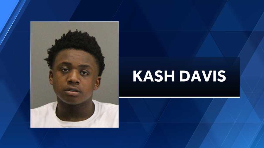 19-year-old accused of shooting, killing teenage girl appears in court