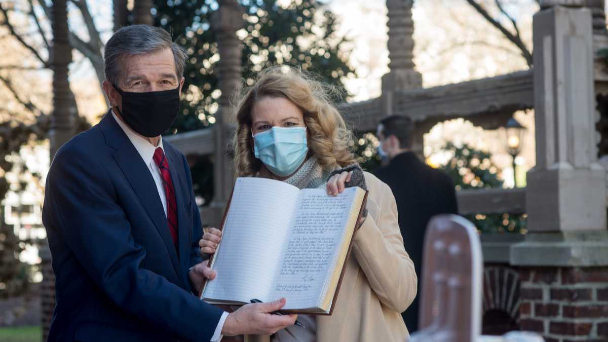 North Carolina inauguration ceremony