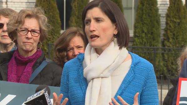 Kate Schroder will take on longtime Rep. Steve Chabot in November