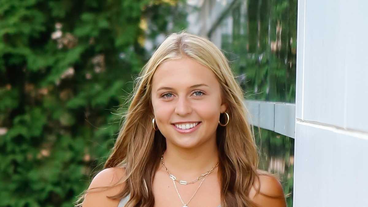 Senior Shout-Outs Slideshow 2024