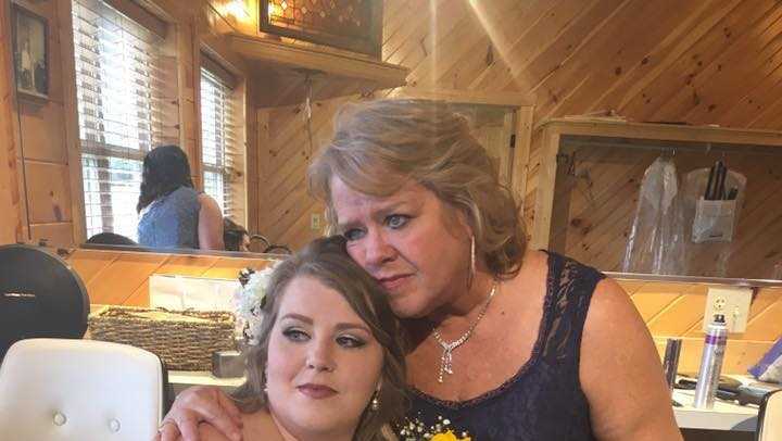 WLKY celebrates Mother's Day