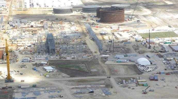 Massive $3B fertilizer plant opens in Iowa