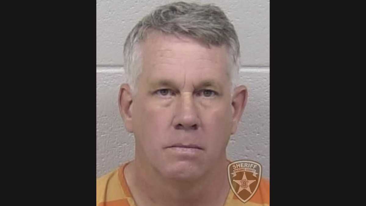 Georgia: Business owner ﻿inappropriately touched employee