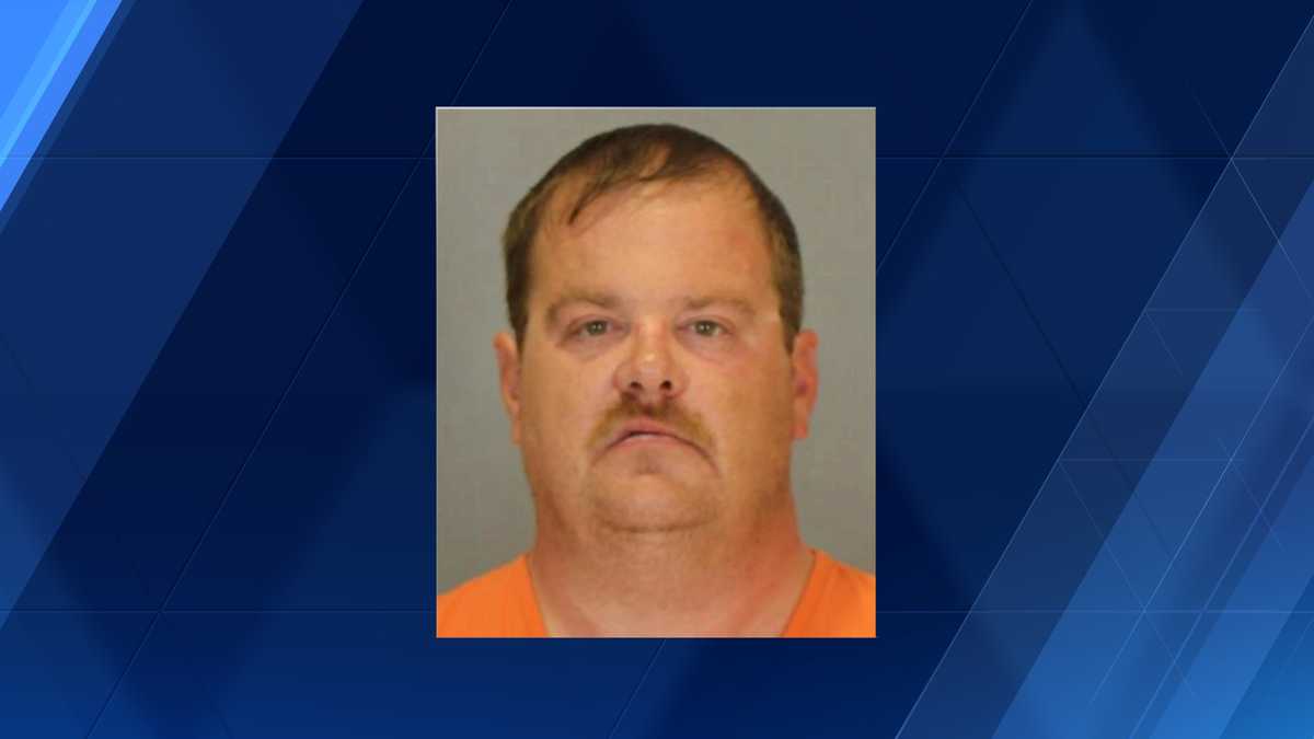 Omaha man to go to trial for child enticement, child porn charges