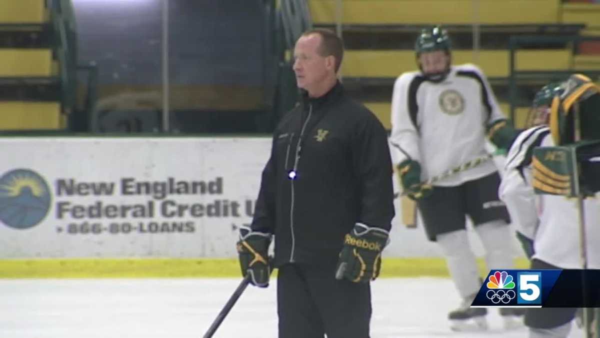 Sneddon Announces Retirement From Hockey