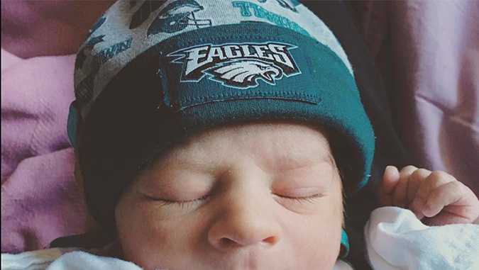 Super Bowl LII baby arrives to New England-based Eagles fans