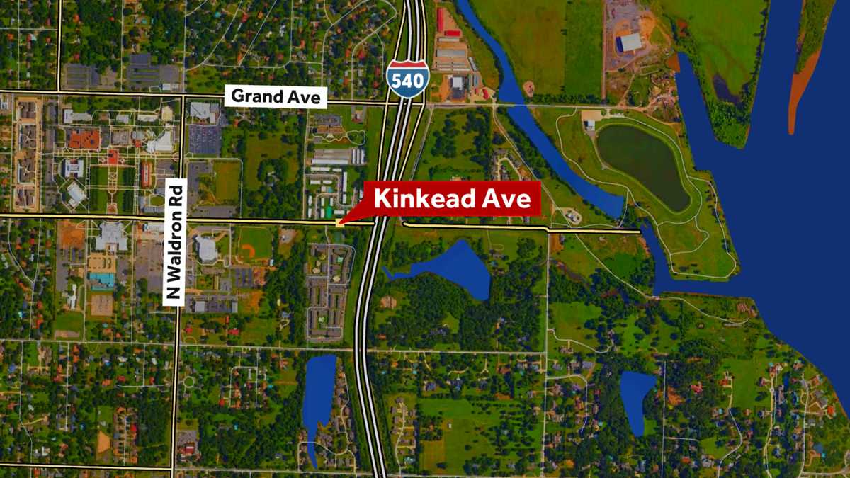 Fort Smith police say to avoid part of Kinkead Ave. due to flooding