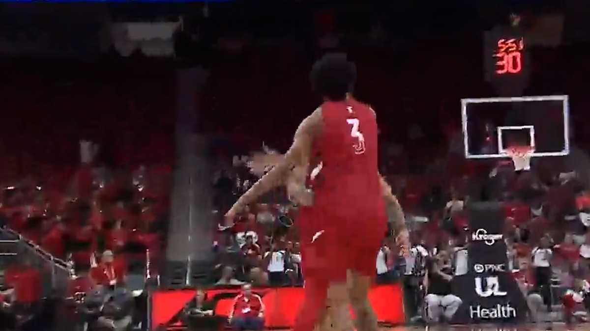 UofL's Koron Davis disputes claims that he asked to transfer