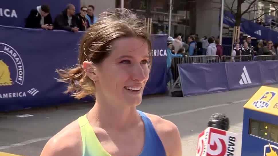 Repeat winner: Krissy Gear goes back-to-back in Invitational 1 Mile