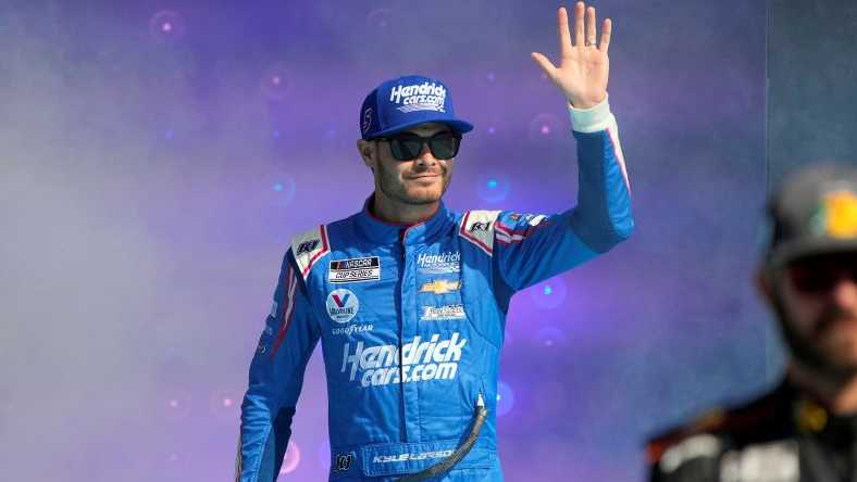 Elk Grove's Kyle Larson wraps up season with 1st NASCAR title