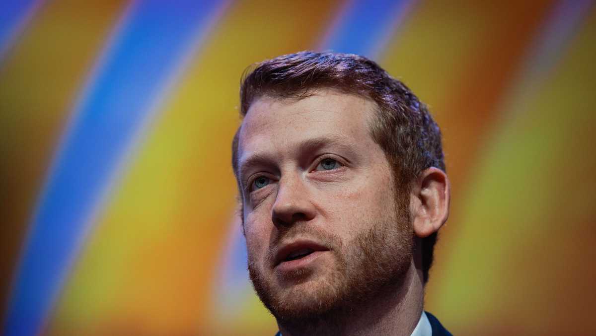 GM's self-driving car unit founder resigns due to safety problems