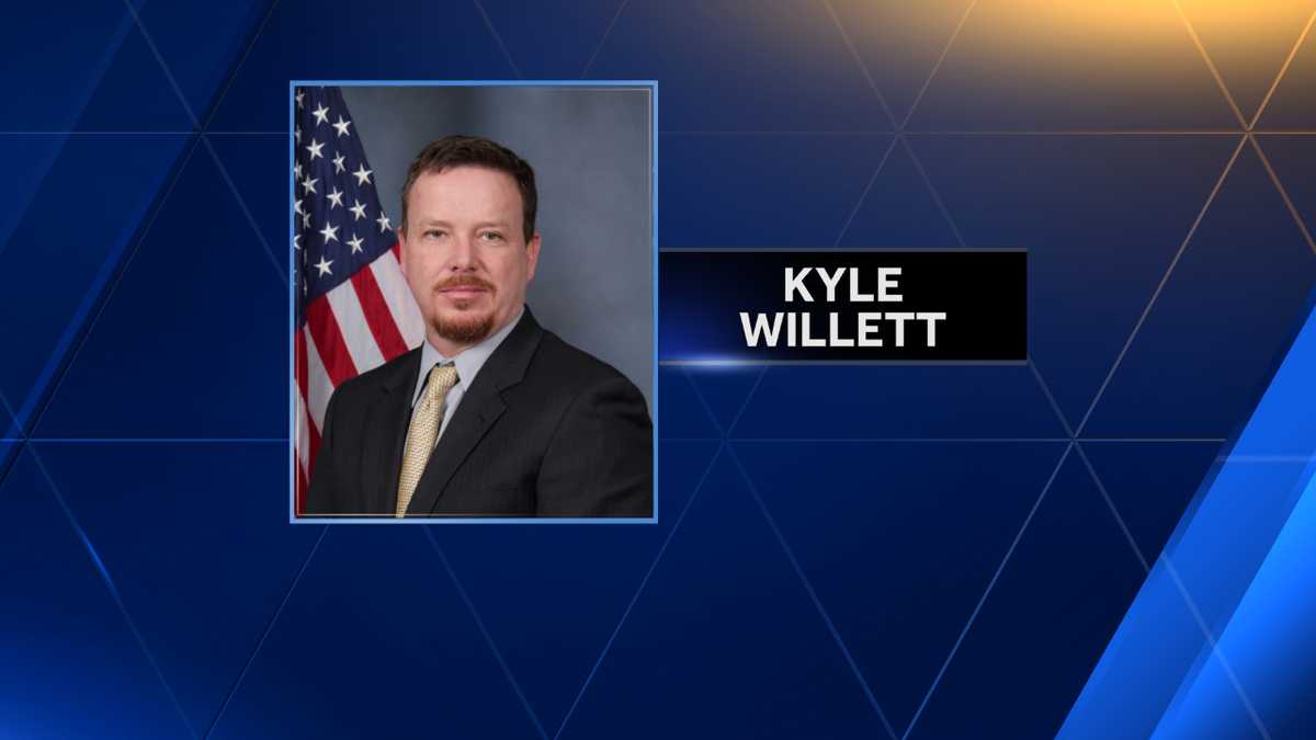 Former LMPD detective pleads guilty to stealing nearly $75,000 cash