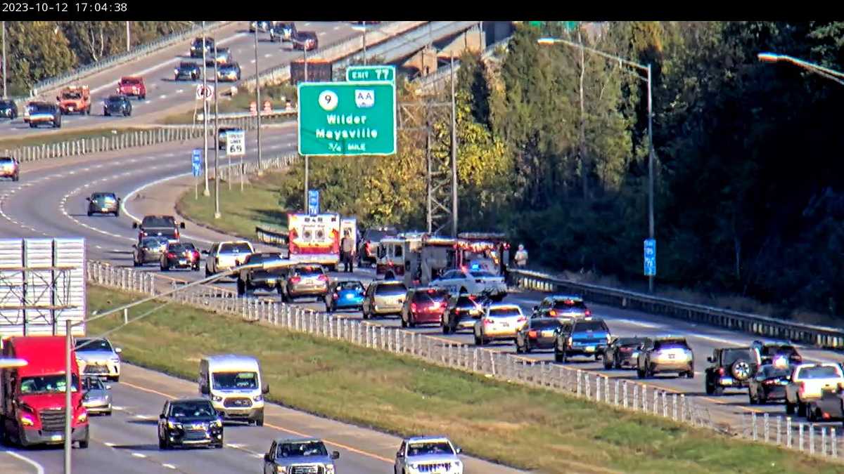 Four-vehicle crash closes one lane on I-275 near Taylor Mill Road