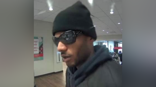 Police say serial robber is targeting Los Angeles-area banks