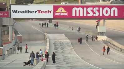 Runners take the Weathertech Laguna Seca race course for annual Turkey Trot