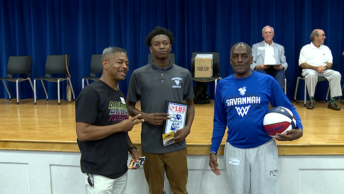 LB3 Foundation names Savannah High boys basketball Team of the Year