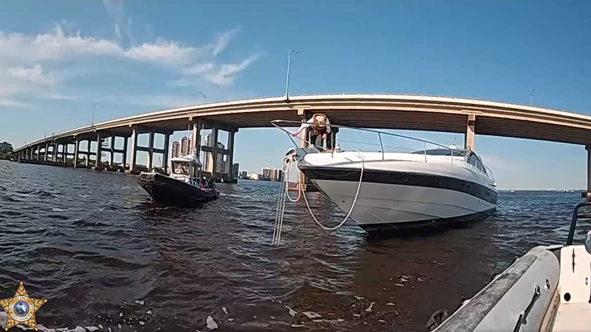 Lee County deputies prevent 65-foot boat from drifting into ...