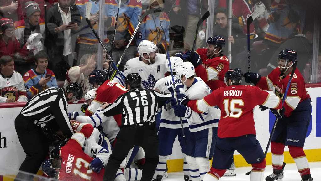 Woll stops 24, Maple Leafs avoid elimination by topping Panthers 2-1 in ...
