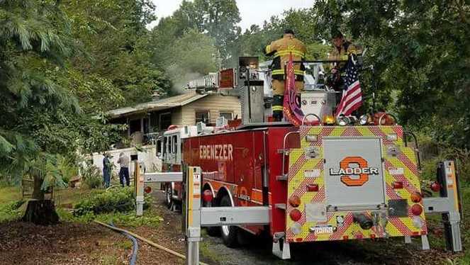 Firefighters suffer minor injuries while fighting Northern Lebanon ...