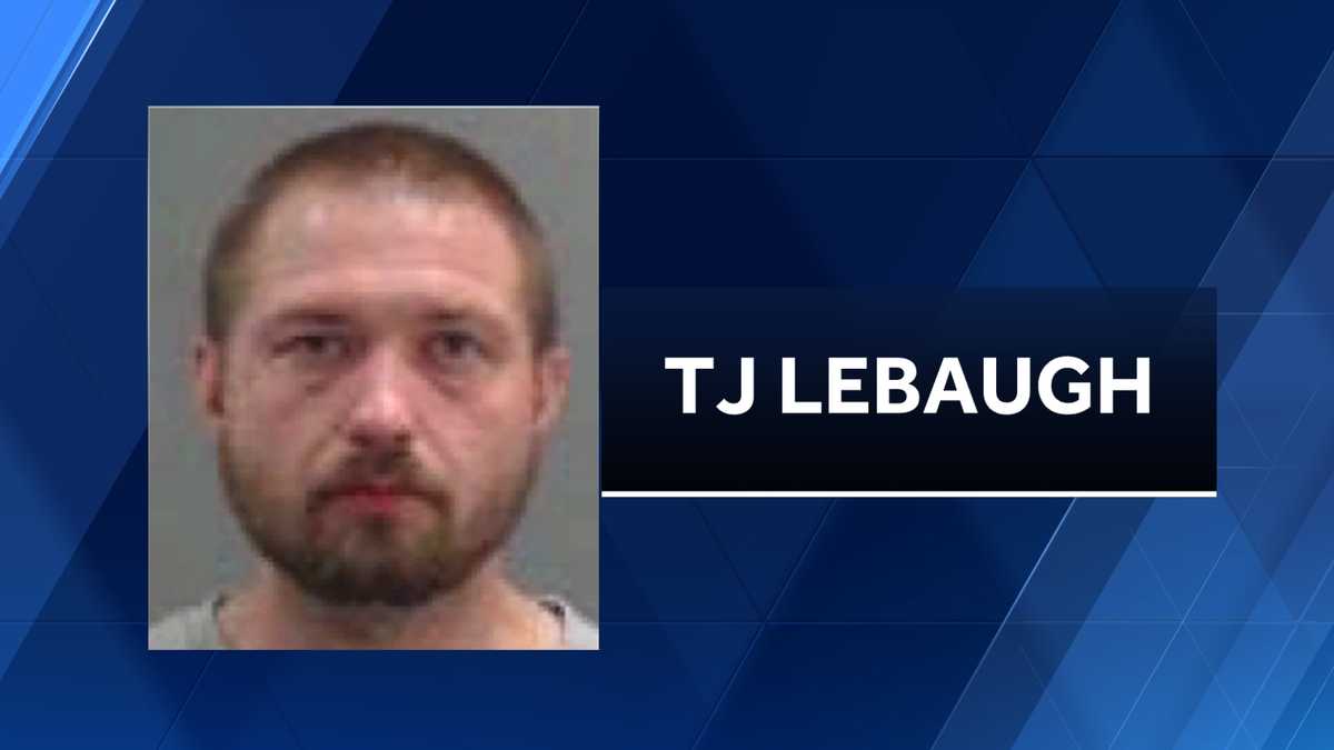 Council Bluffs police: Man arrested after high-speed chase Council Bluffs police: Man arrested after high-speed chase