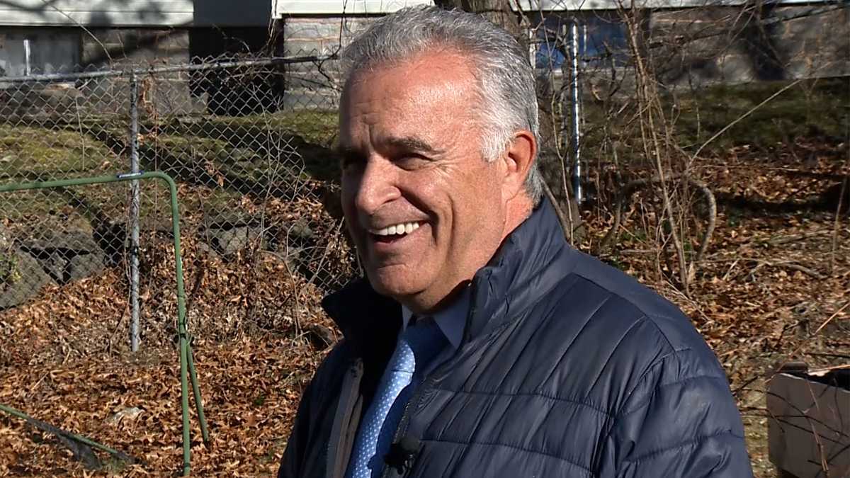 Leominster Mayor Mazzarella enters 16th term, 31st year in office