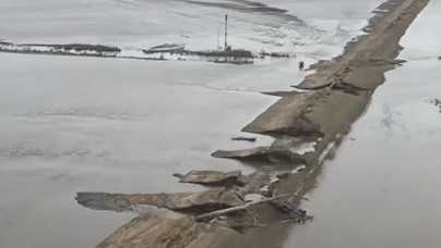 No timetable yet as Army Corps of Engineers repairs river levees