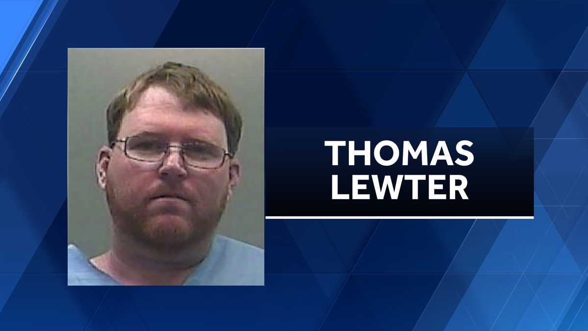 Man accused of taking over Alabama church pulpit indicted