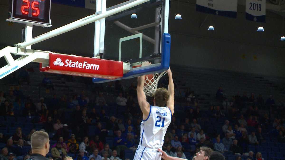 Robbins transferring from Drake to Minnesota