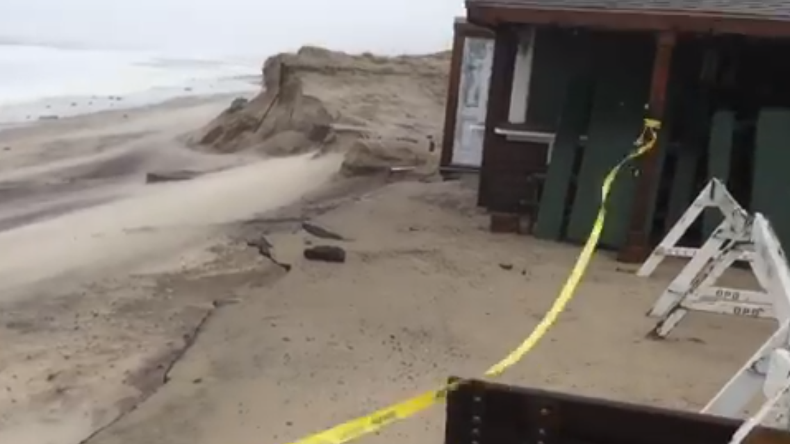 Cape Cod clam shack to be demolished after storm